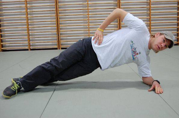 10 Strength Stabilization Exercises for the Holidays
